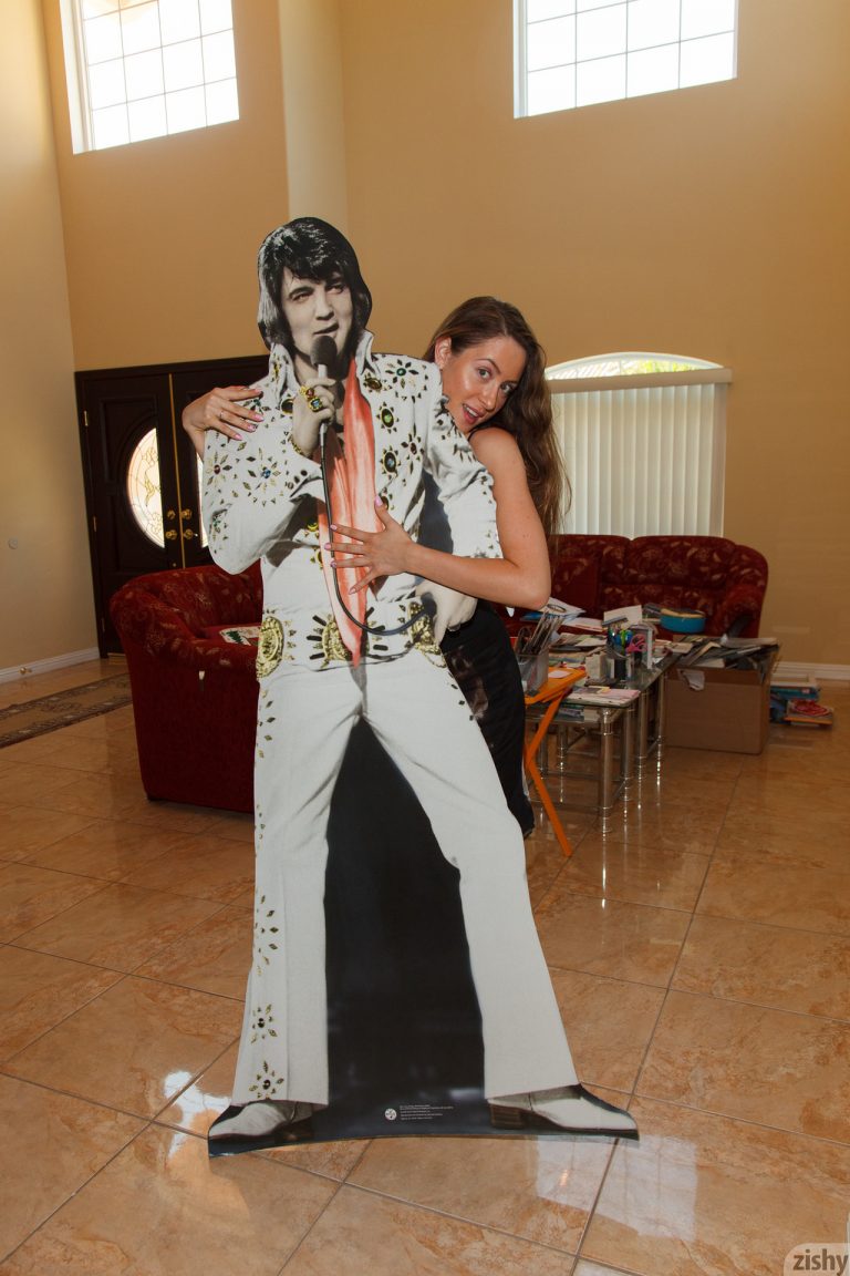 Julia Juliano And The Normal Man Zishy Thesextube
