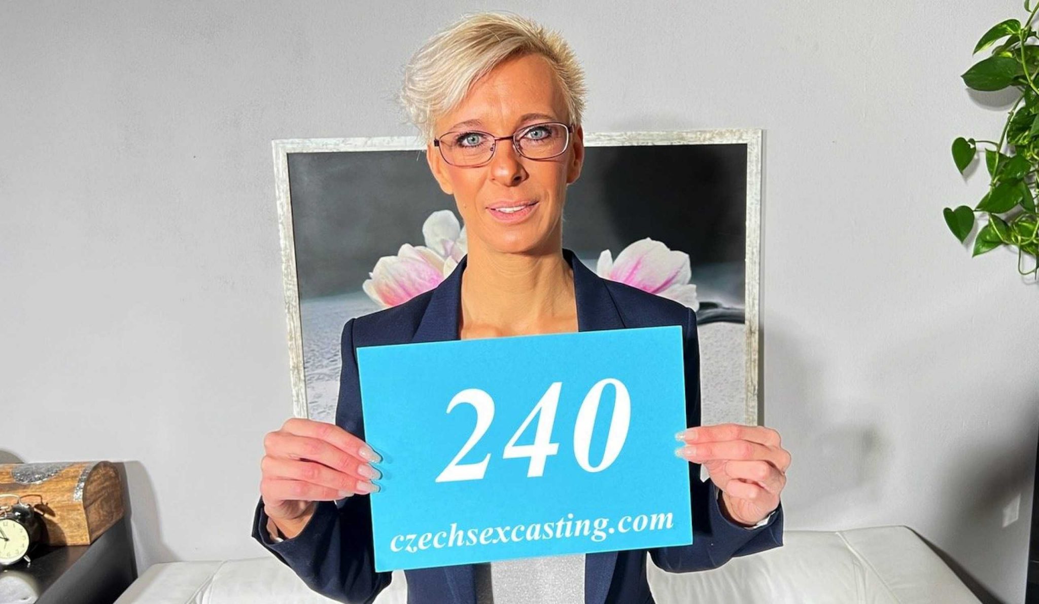 Czech Sex Casting With Espoir In Muscular Guy Fucked Blonde Mature Thesextube